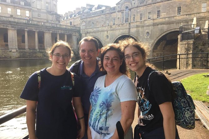 Visit Bath and Stonehenge: Private Black Cab Day Trip From London - Exploring Stonehenge: Unraveling the Mysteries of the Stone Age