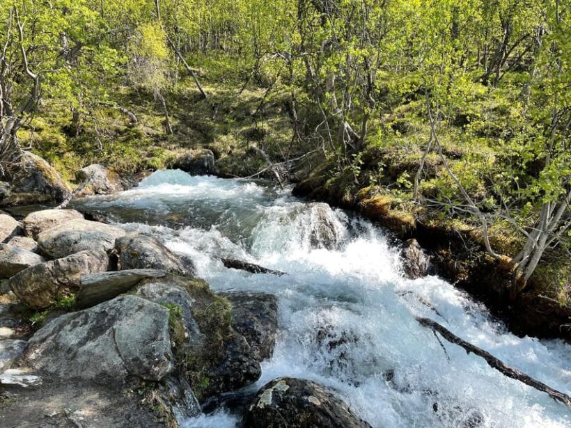 Visit Bubbelen, river comes out of the ground. - Key Points