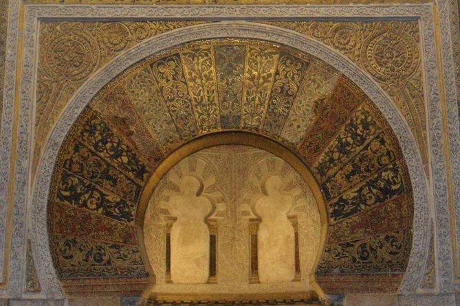 Visit Cathedral Mosque With Official Guide. Small Groups - What to Expect on the Cathedral Mosque Tour