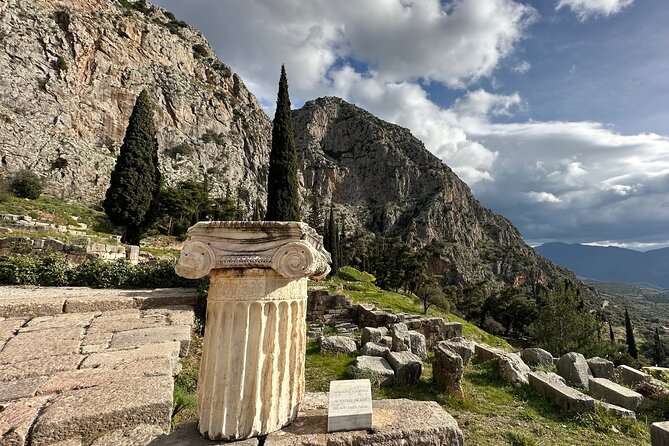 Visit Delphi & Meteora Monasteries Luxury Private Tour FromAthens - The Value of the Experience