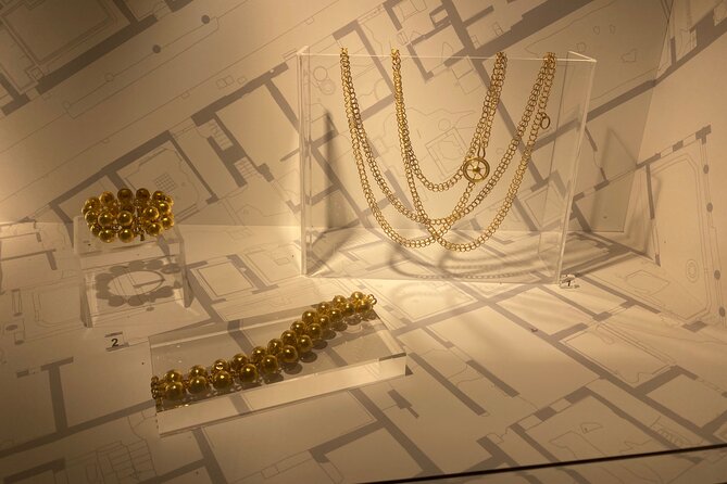 Visit in Pompeii - Herculaneum Private Tour With Ada - Highlights of the Tour