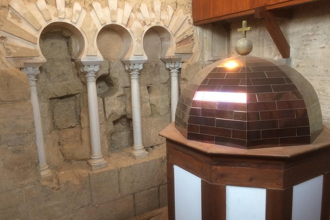 Visit in Spanish to the Cathedral Mosque. Does Not Include Entrance Ticket - Overview of the Cathedral Mosque Tour