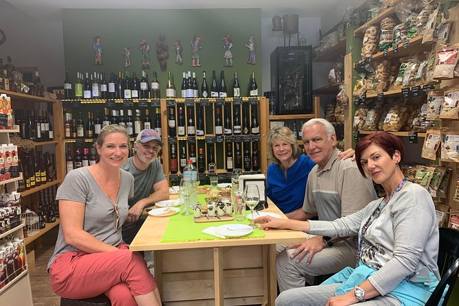 Visit Knossos & Heraklion city (Walking and Tasting Tour) - The Experience: What It Feels Like