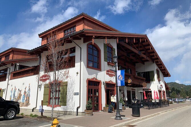 Visit Leavenworth on a guided Cascades and Snoqualmie Falls Tour - FAQ
