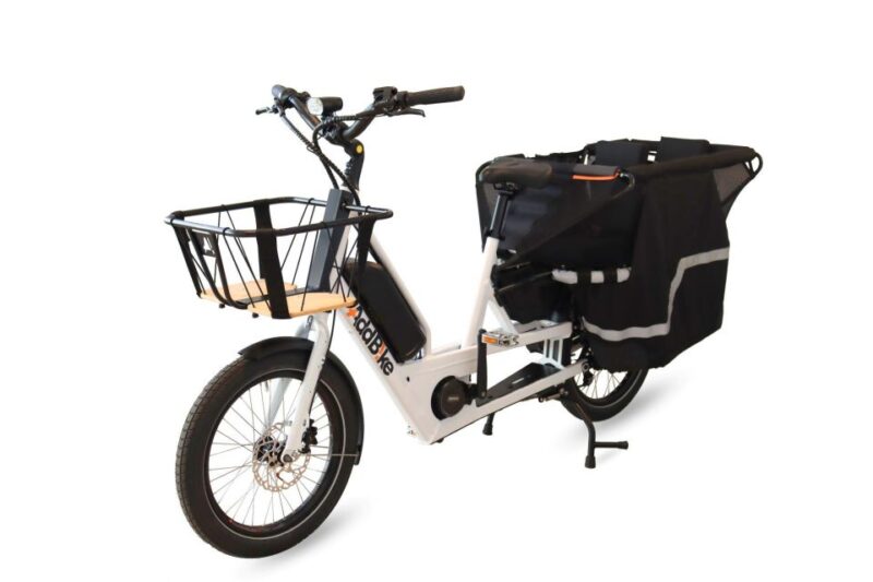 Visit Lille area by electric cargo bike - The Sum Up