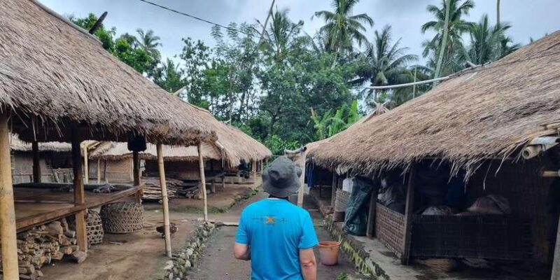 Visit Lombok Sasak Tribe Village, Waterfall And Selong Hill - Transport and Guides: What You Can Expect