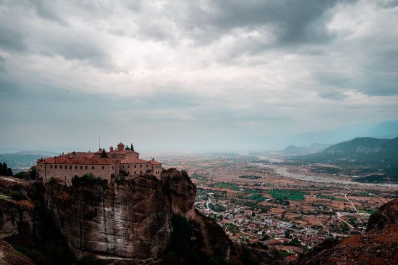 Visit Meteora Monasteries First Class Private Tour - Key Points