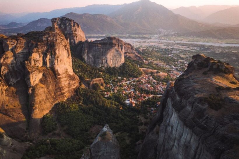 Visit Meteora Monasteries First Class Private Tour - An In-Depth Look at the Experience