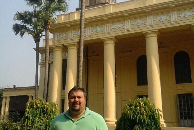 Visit Mother Teresa's house and Churches of Kolkata - A Detailed Look at the Tour