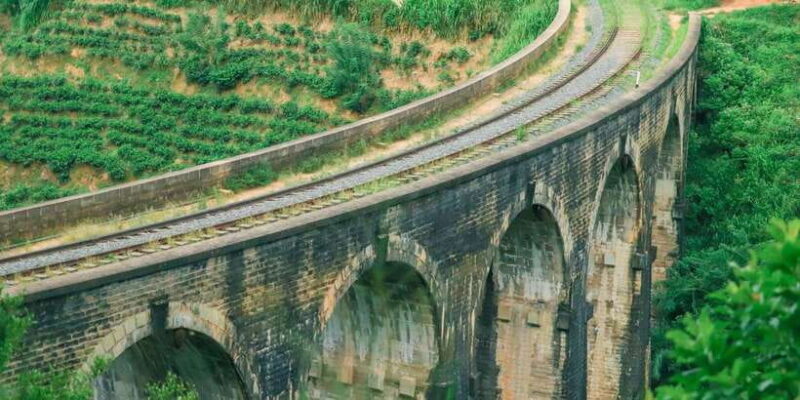 Visit nine arch bridge,ravana & diyaluma falls,safari - Key Points