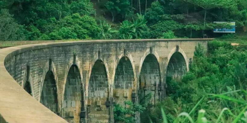Visit nine arch bridge,ravana & diyaluma falls,safari - Transportation and Group Size