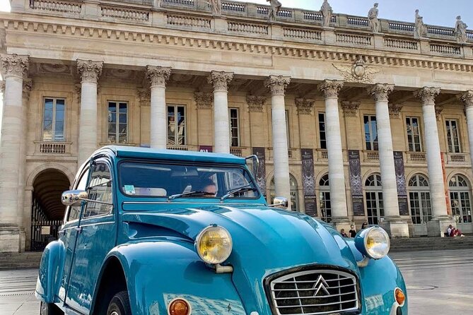 Visit of Bordeaux Unesco in a classic car & delicacies - Key Points
