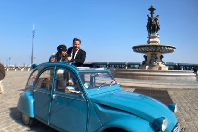 Visit of Bordeaux Unesco in a classic car & delicacies - Valuing the Experience