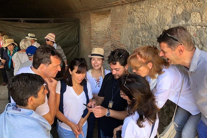 Visit of the Historic Center of Naples With an Expert Guide - Meeting and End Points