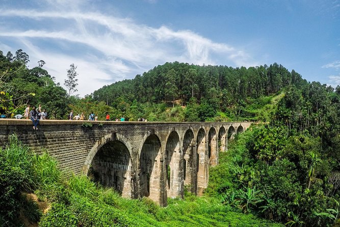 Visit sri Lanka 7 Days Round Trip - FAQs