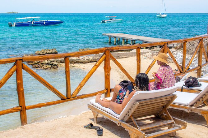 Visit The 5 Best Places In Islas Del Rosario & Baru By Sport Boat - Relaxing on the Pristine Beaches of Baru