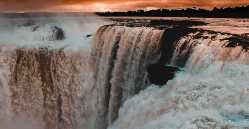Visit the Argentine Waterfalls with a Guide - Key Points