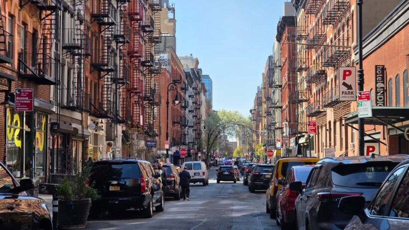 Visit the Lower East Side - the soul of Manhattan with Guillaume - Authenticity and Value