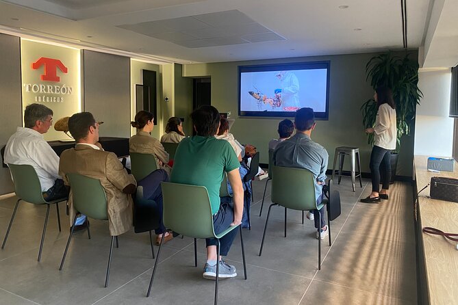 Visit to the Ham Factory in Salamanca. Tasting and Masterclass - An In-Depth Look at the Salamanca Ham Factory Tour