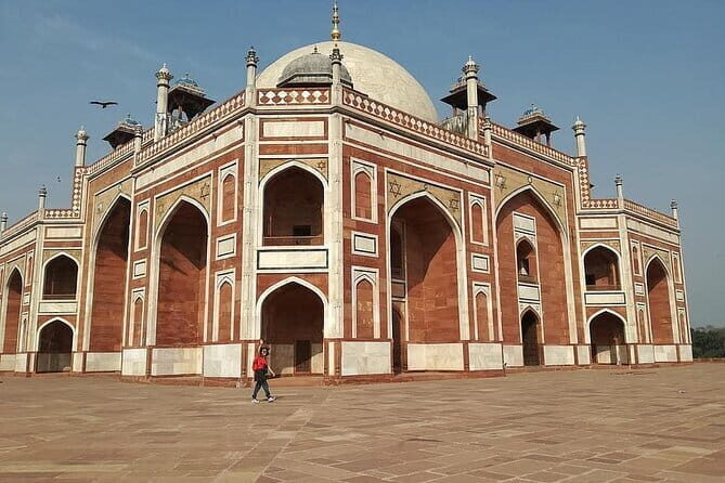 Visit To The Mausoleums Of Delhi - A Deep Dive into the Tour Experience