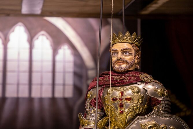 Visit to the Museum and show of Sicilian puppets in Syracuse - Key Points