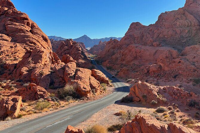 Visit with French Guide of the Valley of Fire - An In-Depth Look at the Valley of Fire Tour