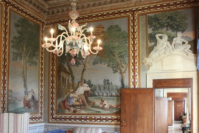 Visit with Owners and glass of wine to Villa Valmarana ai Nani - Who Will Love This Experience?