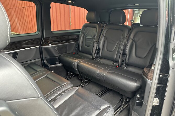 Visits and Tastings in the Médoc in Small Group with Meal - The Value of the Experience