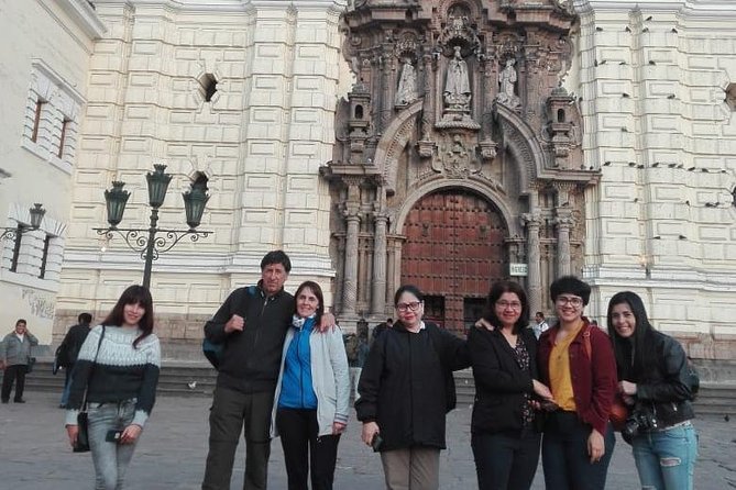 Visits and Tours to the Historic Center Lima and Miraflores - Exploring the Charming Miraflores Neighborhood