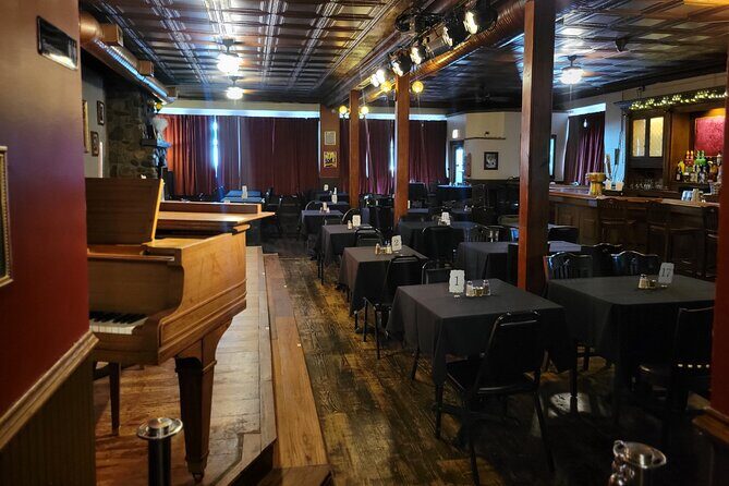 Vito's Vault Chicago finest dinner theatre speakeasy - The Sum Up