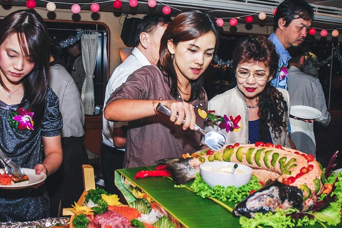 VIVA Alangka River Cruise: Dining & Cabaret Delight - Introduction