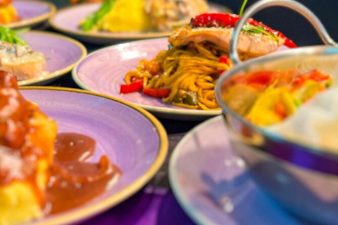 Viva Decades Rewind Show! Review - Reservations and Pricing