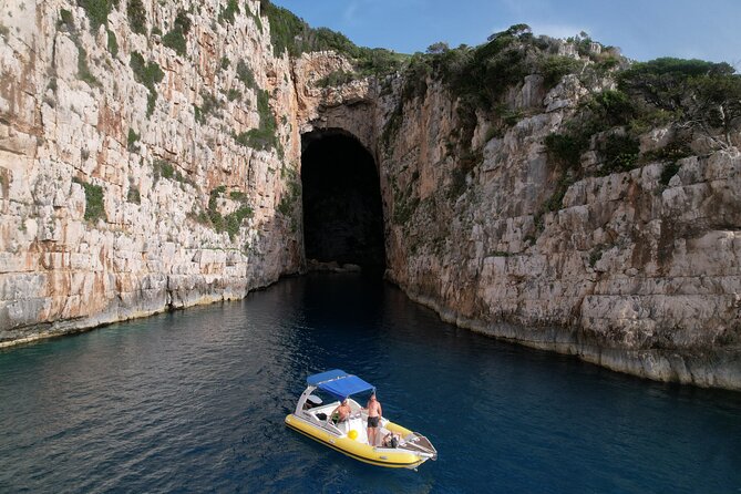 Vlore Private Speedboat Tour to Haxhi Ali Cave & Karaburun Beach - Why This Tour Is a Great Choice