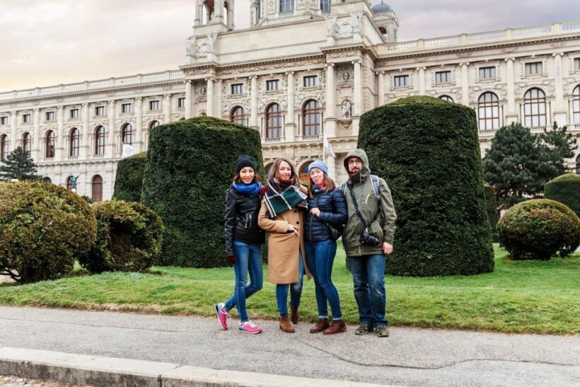 Vltava River Cruise and Private Tour of Prague' Old Town - Authentic Perspectives from Travelers