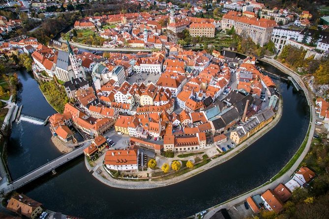 Vltava River Rafting - Visiting Prague, Cesky Krumlov - Key Points