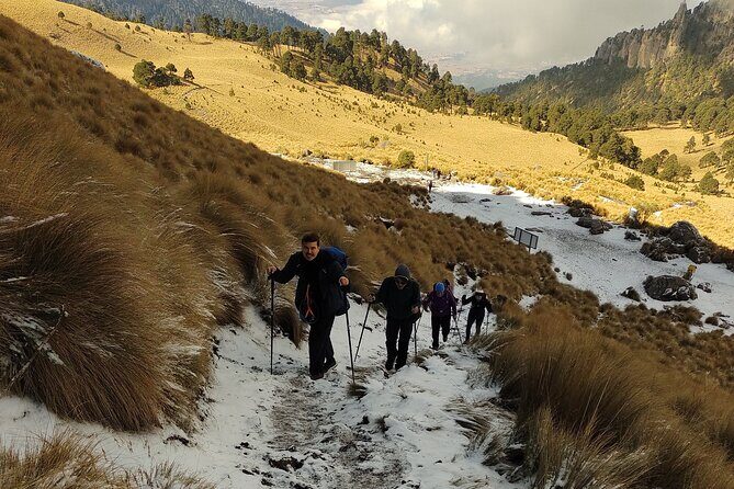 Volcano Hiking Tour from Puebla - FAQ