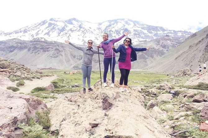 Volcano & Hotsprings 4K - Marveling at the Scenic Vistas