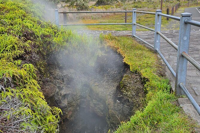 Volcano National Park and Rainbow Fall in Hilo, Hawaii - Sweet Treats at Big Island Candies