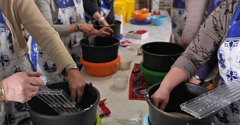 Volendam: 2.5-Hour Cheesemaking Workshop & Clog Making Tour - Exploring the Dutch Charm: Volendam’s 2.5-Hour Cheesemaking & Clog Making Tour