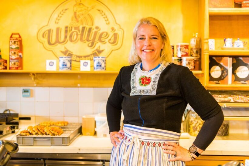 Volendam: Stroopwafel Experience with Tasting - Key Points