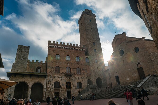Volterra and San Gimignano: a Taste of Medieval Tuscany! - How to Prepare for Your Day Trip From Livorno, Pisa, or Florence