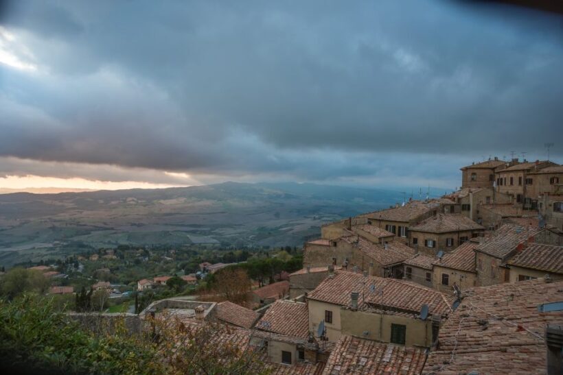 Volterra: Piazza dei Priori & Cathedral Private Walking Tour - Timing and Practicalities