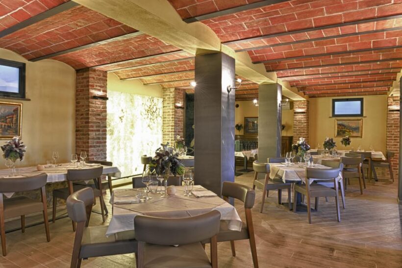 Volterra: Wine Tasting with Lunch or Dinner in Tuscany - The Views and Cocktails