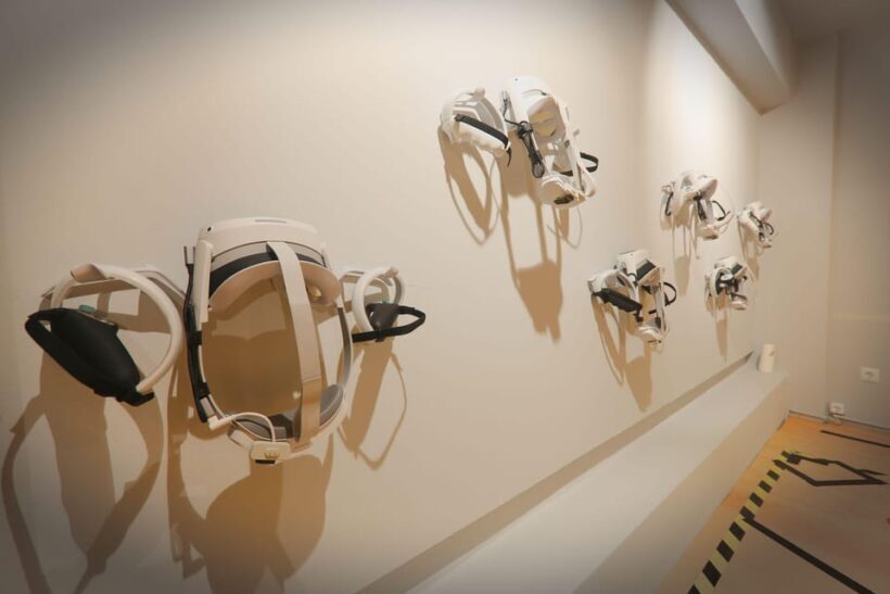 VR Escape room, Wayfinders, a space escape adventure - Pricing & Value