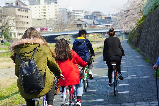 [W/Lunch] Kyoto Highlights Bike Tour With UNESCO Zen Temples - Lunch at a Traditional Japanese Teahouse