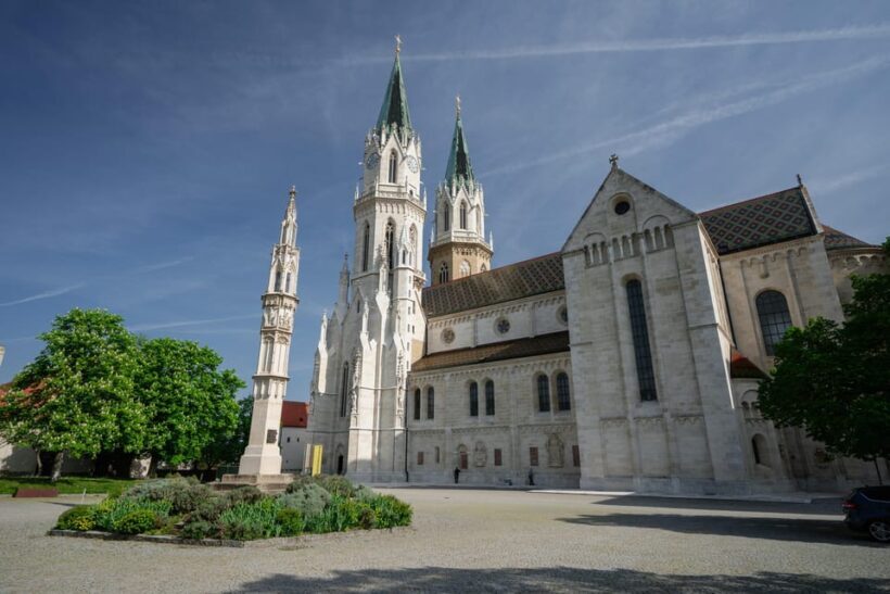 Wachau Valley: 3 Castles & Wine Private Guided Day Tour - An Honest Look at the Wachau Valley Private Tour
