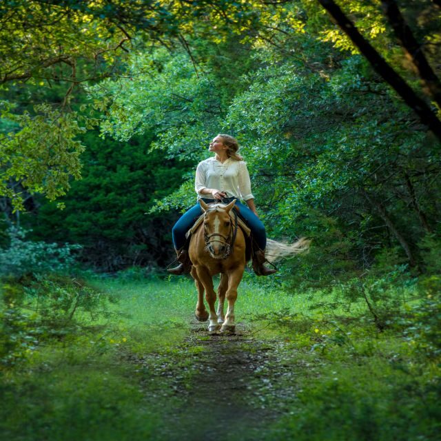 Waco: Horseback Riding Tour with Cowboy Guide - The Photos and Memories