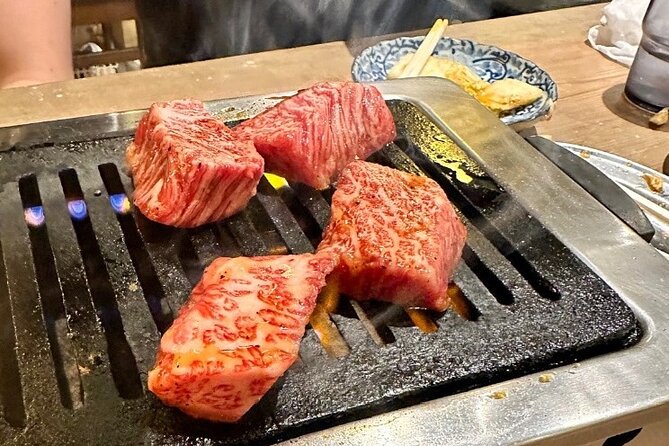 Wagyu and Sushi : Tokyo Gastronomic Journey - Exploring the Vibrant Streets of Shinjuku