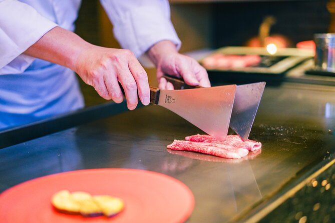 Wagyu Beef & Sake Pairing Foodie Tour in Tokyo - Discover the Art of Sake Pairing