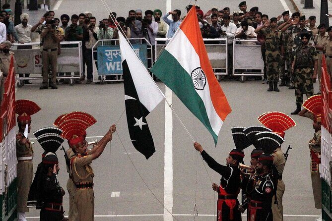 Wahga Border Flag Ceremony & Shalimar Garden Private Tour - The Heart of the Tour: Wagah Border and Shalimar Gardens